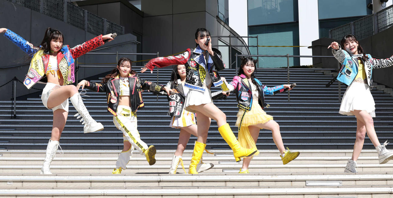 デビュー日に3年後の卒業をサプライズ発表 6人組SAKURA GRADUATION驚き - 音楽写真ニュース : 日刊スポーツ
